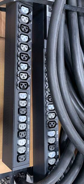C2S36TE-DFME2999 SERVER TECHNOLOGY Hdot Outlets Smart Rack